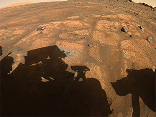 Rover, Airbags, & Surrounding Rocks – NASA’s Mars Exploration Program