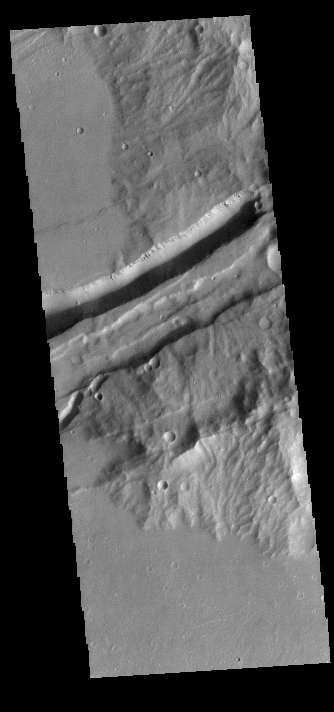 Sirenum Fossae – NASA Mars Exploration