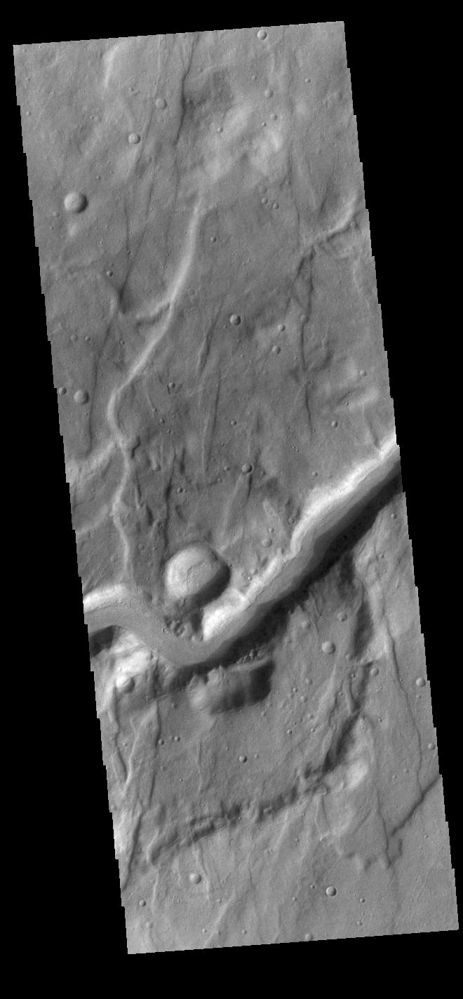 Claritas Fossae Channel – NASA Mars Exploration