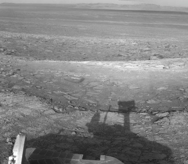 Opportunity's Shadow and Endeavour Crater Vista – NASA Mars Exploration