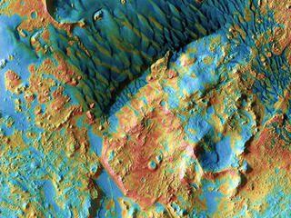 Magnificent Mars: 10 Years of Mars Reconnaissance Orbiter – NASA Mars ...